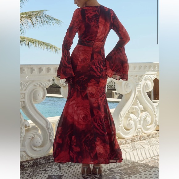 Runaway The Label | Dresses | Sari Maxi Dress Giovanni Print | Poshmark